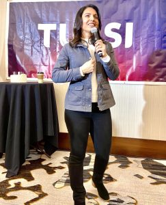 Tulsi Gabbard Bio, Wiki, Age, Body Measurements, Education, Career ...